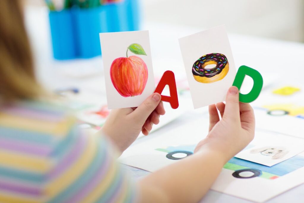 How to Help Your Child Learn to Read Before Kindergarten - Reading.com